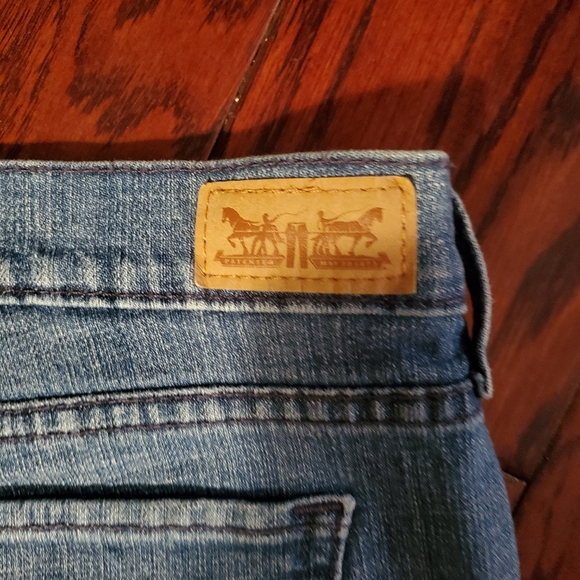 Levi's | Jeans | Euc Levis 55 Bootleg Cut Jeans | Poshmark